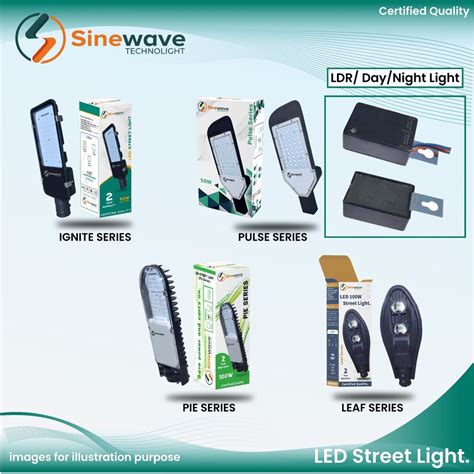 Led Street Light With Ldr Sensor 18w 200w 100 305 Vac At ₹ 1050piece