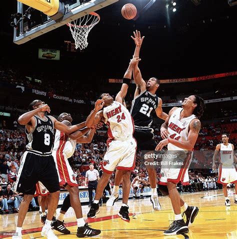 San Antonio Spurs Tim Duncan In Action Vs Miami Heat Jimmy Jackson News Photo Getty Images