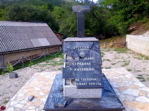 Срушен споменик страдалима у Олуји Православие Ru