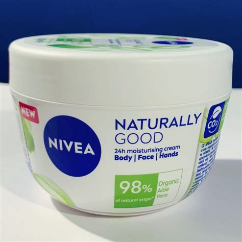 Увлажняющий крем для лица, рук и тела NIVEA Naturally good - «Очень ...