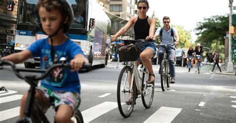 Slow Rollout Of New Nyc Bus Bike Lane Angers City Council Crains