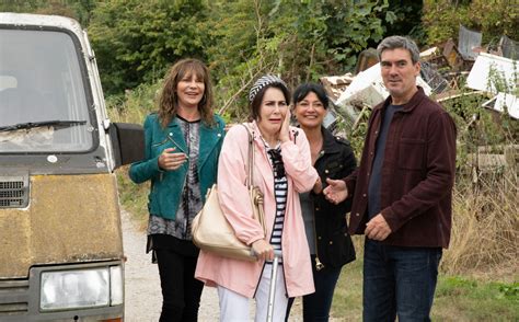 Sally Dexter Praised For Emmerdale Performance As Faith Dingle Faces