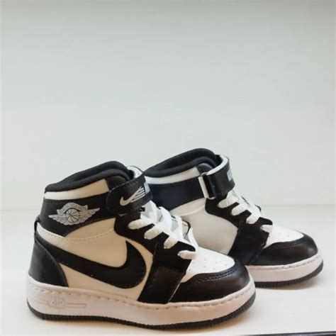 کمدا قیمت و خرید اسپرت دخترانه و پسرانه رنگ مشکی سایز 31تا36