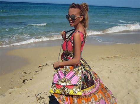 В гардероба на Николета Лозанова Новини Woman Bg