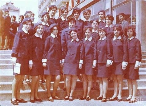 Спомени от соца Късите поли бяха забранени за да не развалят морала Информационна агенция ПИК