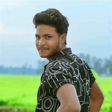 উচ্চারণ ভুল 😂 Subhajit Barman