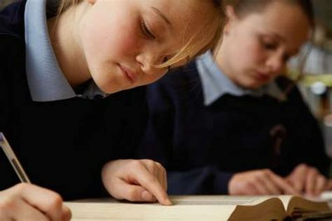 When Finding A Rhyme Scheme Do You Start Over At Each Stanza