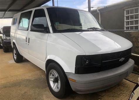Gmc Safari Gt A Rad Era Hauler With Custom Van Swagger Artofit