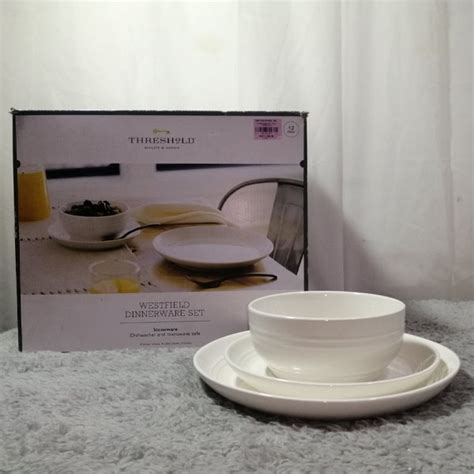 Threshold Dinnerware Set 11Pcs HMR Shop N Bid