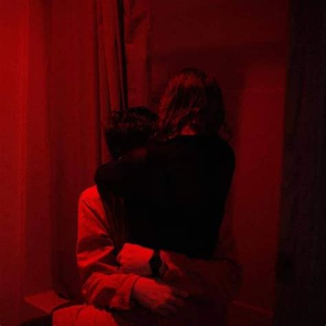 აქ ჩვენი სამყაროა