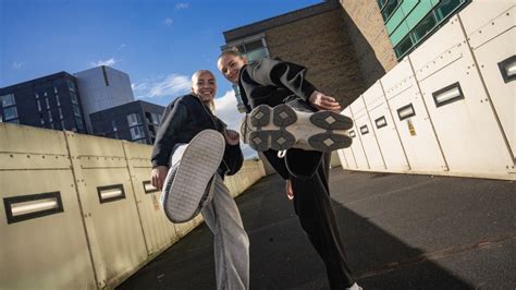 Gallery Murphy And Thomas Celebrate Contract Extensions