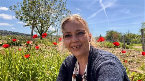 Зеленчуковата градина в Рим смяна на сезоните Честита Цветница 🌷🍀🌺 Youtube