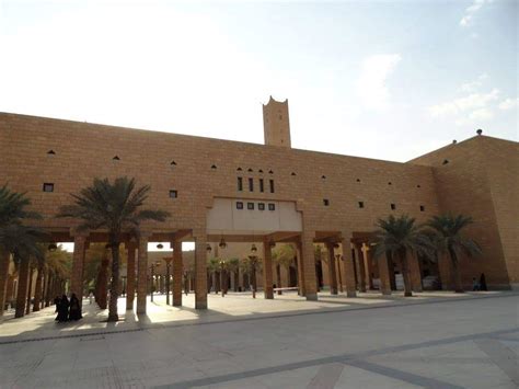 ثريدعلميبصرتاريخي الجامعالكبير ويسمى جامع الإمام تركي بن عبد الله