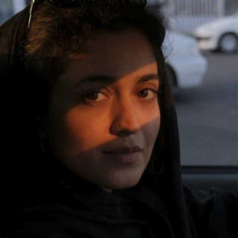 بیوگرافی سمانه منیری بازیگر سریال آنتن عکس جدید و اینستاگرام