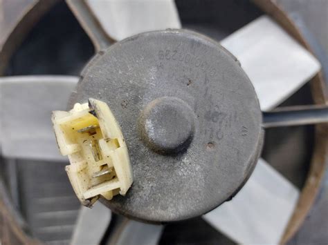 Кулер для води вентилятор Audi 80 B4 2 3 10v купить в Украине на All Parts Киев Харьков