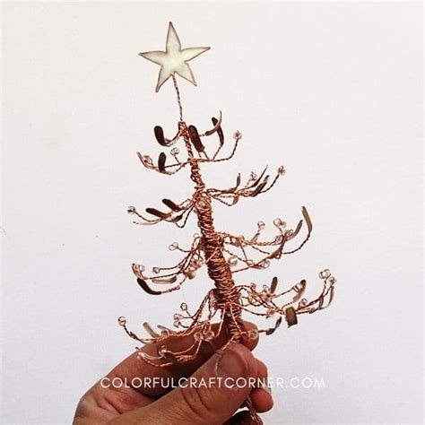 Easy And Chic Diy Wire Christmas Tree Colorful Craft Corner