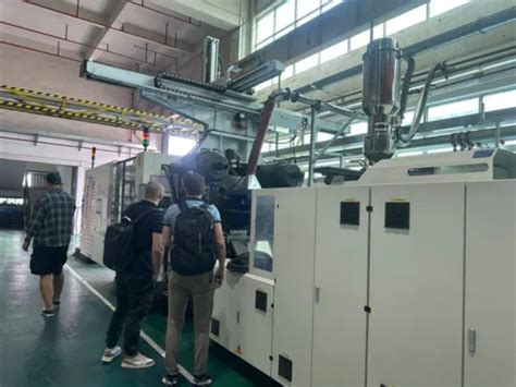 welding loading robot arm handling robot arm robotic arm injection
