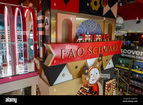 Fao Schwarz Is A Famous Toy Store Located In 30 Rockefeller Center New