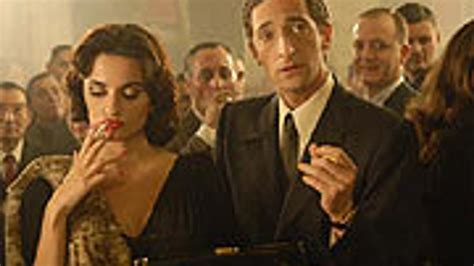 Penelope Sizzles In Scarlet On Set Hello