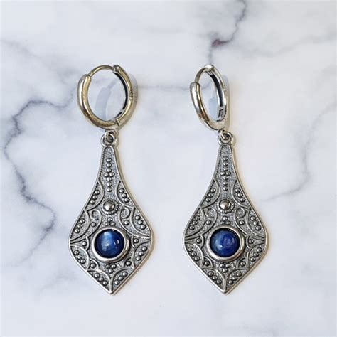 Купить Серебряные серьги с кианитом натуральным арт 127 по низким ценам ...