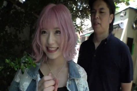 Maan 691 【絶対服 ドmの極み】街中でプリ尻丸出しの鬼露出gal！実は恥ずかしがり屋男に命令されると何でも聞いちゃう変態ドmちゃん！兎に角イジメられたい 首 め×尻叩き×目隠し×