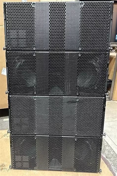 4 Dandb Audiotechnik T10 Line Array Loudspeakers Reverb