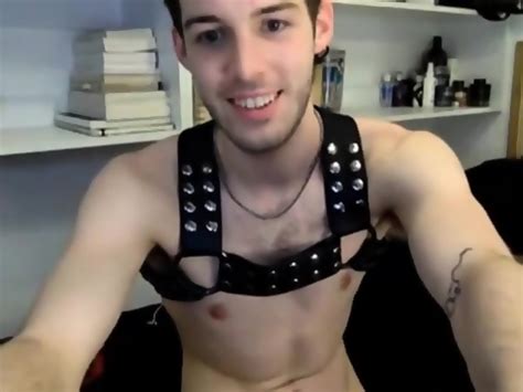 Amateur Twink Wanks On Webcam Eporner