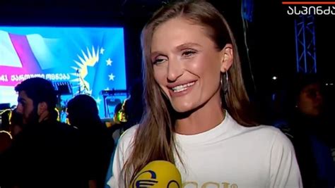 სოფია პაპუაშვილი ძალიან დიდი იმედი მაქვს რომ ქართველი ხალხი ისტორიის სწორ მხარეს დგას და