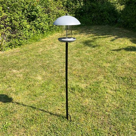 Free Standing Pole Mounted Metal Bird Seed Feeder Table With Dome Roof