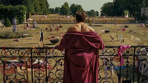 Saltburn Filmmaker Emerald Fennell On Why Nudity And Sex Scenes Were Influenced By The Pandemic