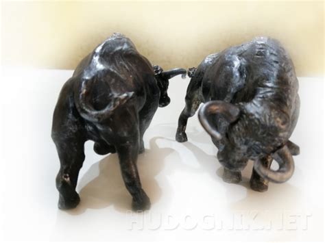 Картина Бык Размеры 15x10 Год 2020 Цена 1000 рублей Художник Харин Евгений Александрович