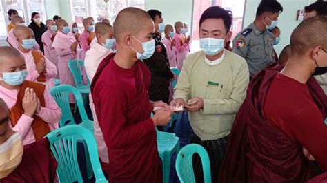 ပြင်ဦးလွင်မြို့၊ အမှတ် ၃ အခြေခံပညာအထက်တန်းကျောင်းတွင်ပညာသင်ကြားနေသော ရှင်သာမဏေများနှင့် သီလရ