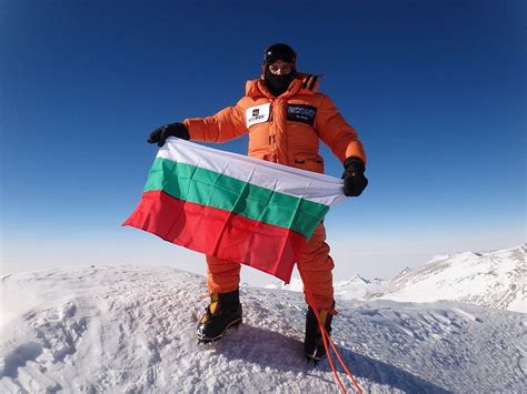 Българин покори връх Еверест за втори път