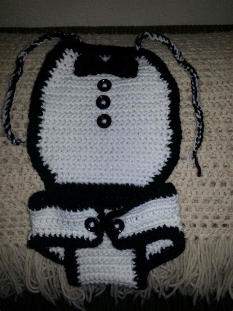 Tuxedo Bib And Diaper Cover