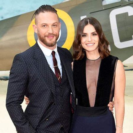 Sarah Ward English Novelist Married Life Sarah Lowndes Tom Hardy