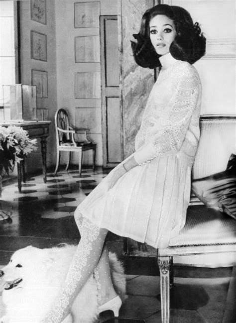 35 Amazing Photos Of A Young Marisa Berenson In The 1960s And 1970s