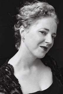 Elizabeth Dobbin Soprano — Melbourne Octet