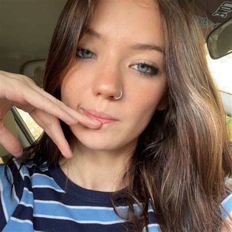 Haley ︎ Haleyyystillwell • Threads Say More