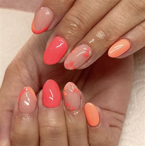 12 Coral Nail Looks That Give Any Manicure A Summer Ready Tropical Vibe