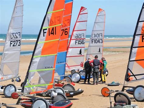 Char à Voile Sur Les Plages Du Calvados En Normandie