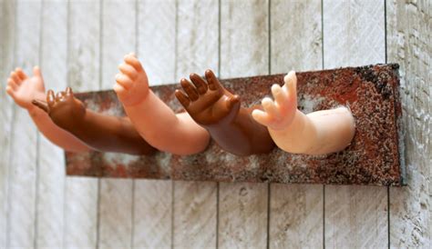 Creepy Halloween Key Holder