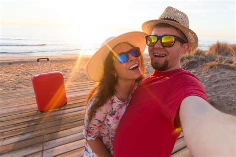 Premium Photo Woman Wearing Sunglasses On Beach