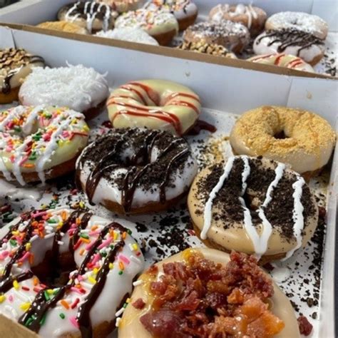 Duck Donuts Known For Made To Order Fare Is Open In Naperville