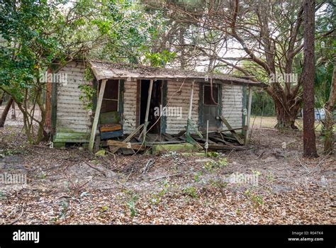 Old Rundown House Old Abandoned House With Flying Ghosts Night Run