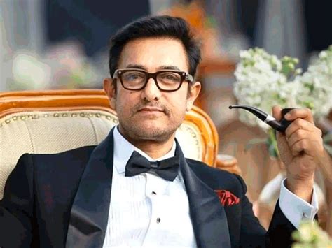 Rajkumar Hirani Says Aamir Khan Writes His Dialogues By Hand To Memorise Them Arshad Warsi