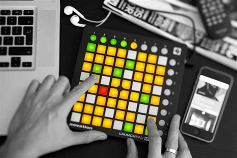 Novation Mk2 Launchpad Mini Compact Usb Grid Controller For Ableton Live Launchpad Mini