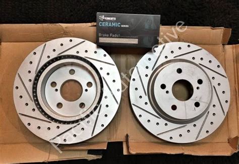 Купить Тормозные диски перфорированные + колодки для Toyota Camry 70 ...