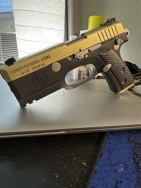 Finished My Unity Pistol Prop Rcyberpunkgame