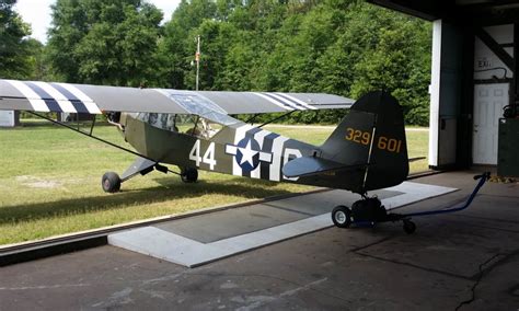 See Draggers Lightweight Aircraft Tugs In Action View Our Gallery