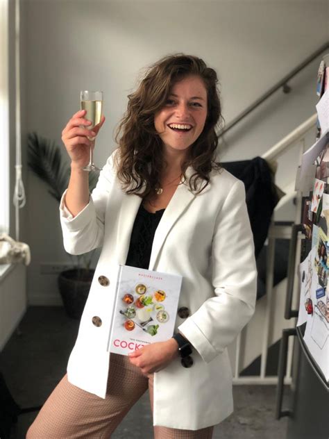 Graduated 👩🏼‍🎓 A Few Weeks Ago I Heard That I Was Graduated With A 8 5 For My Research